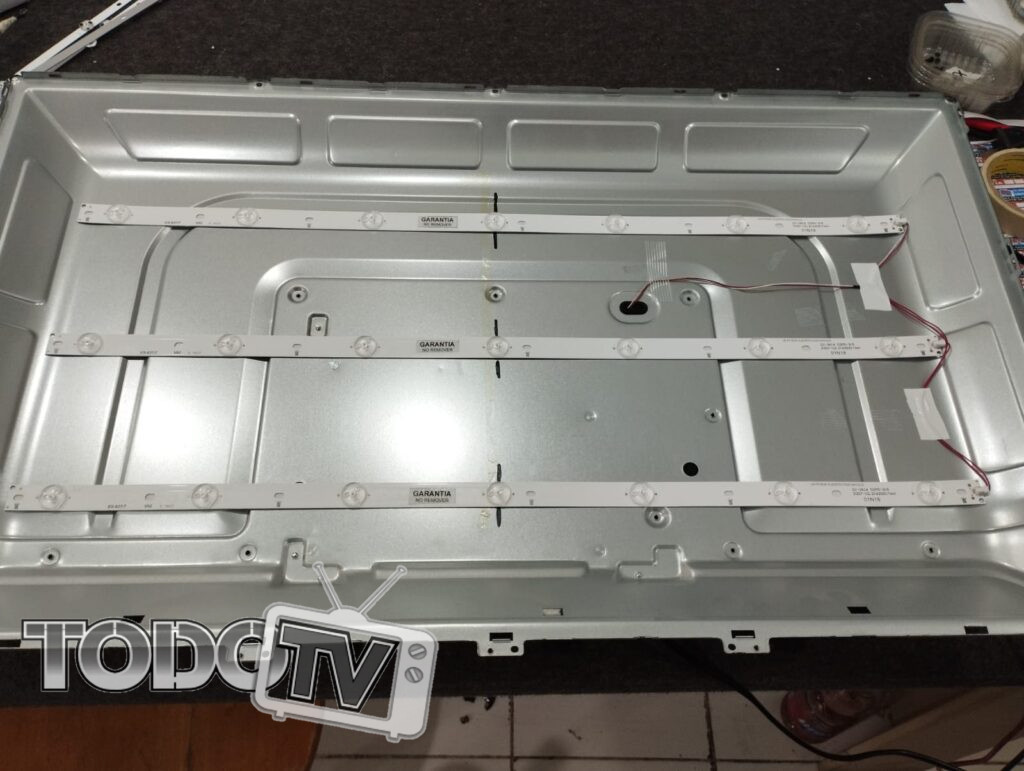Kit Tiras de led para ADAPTAR Panoramic PNM-3032-sm / PHP PHP-0032-HD (T113B)* Nuevas! – Todo Tv